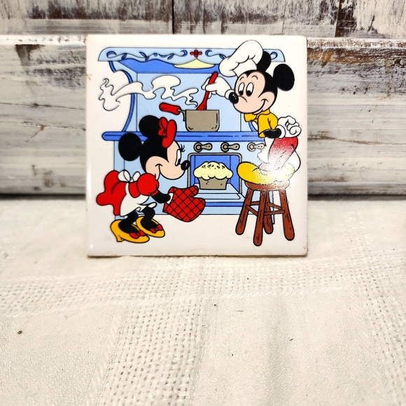 Disney | Kitchen | Vintage Disney Mickey And Minnie Cooking Trivet ...